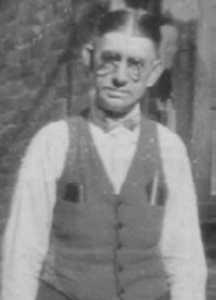 Ila LaVon Cowling Trease -- Pictures